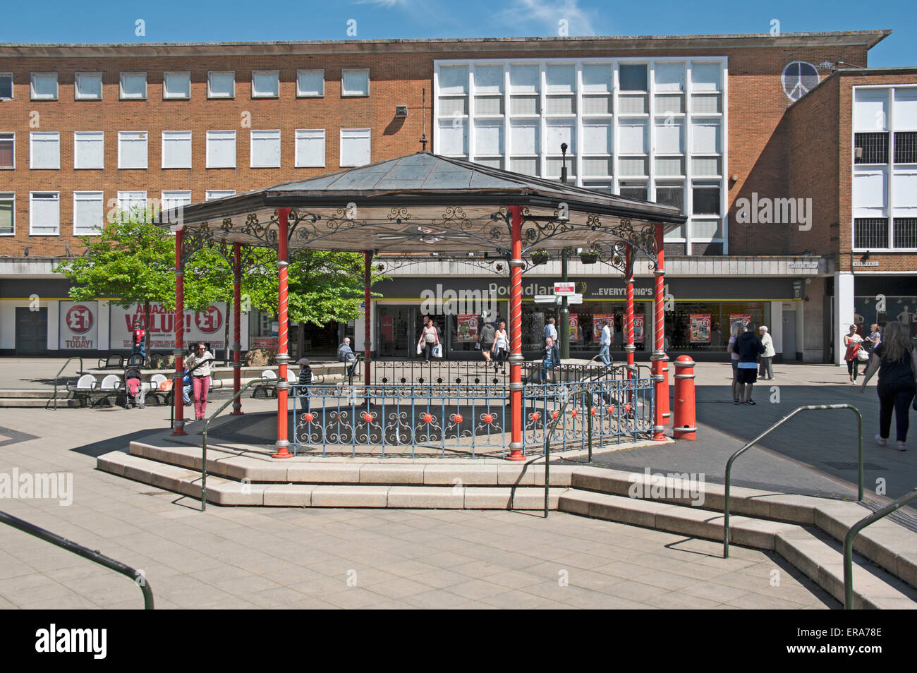 Crawley, Band Stand Queens Main Square, Surrey, England Stock Photo - Alamy