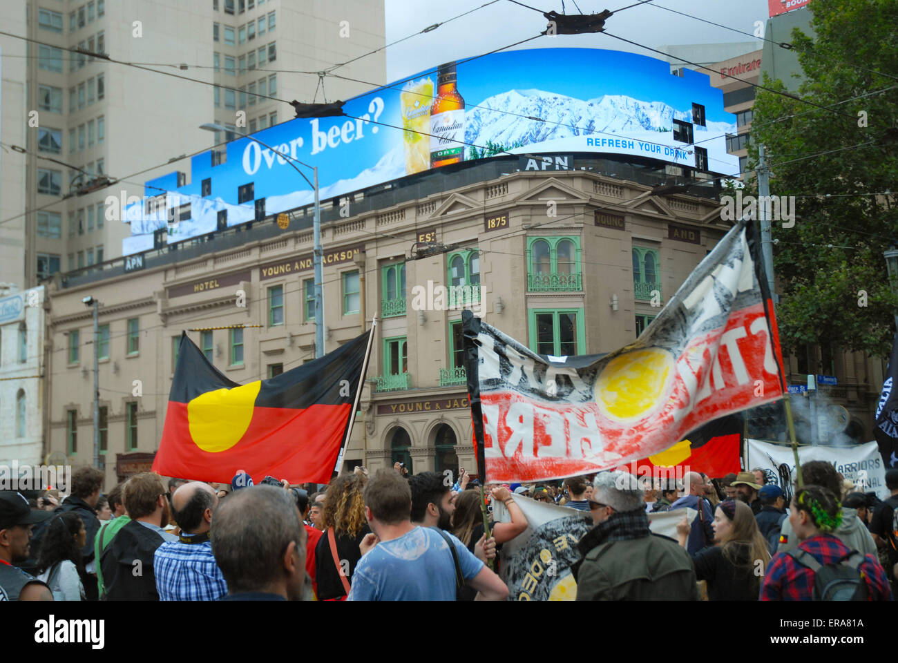 Aboriginal man australia and flag hi-res stock photography and images ...