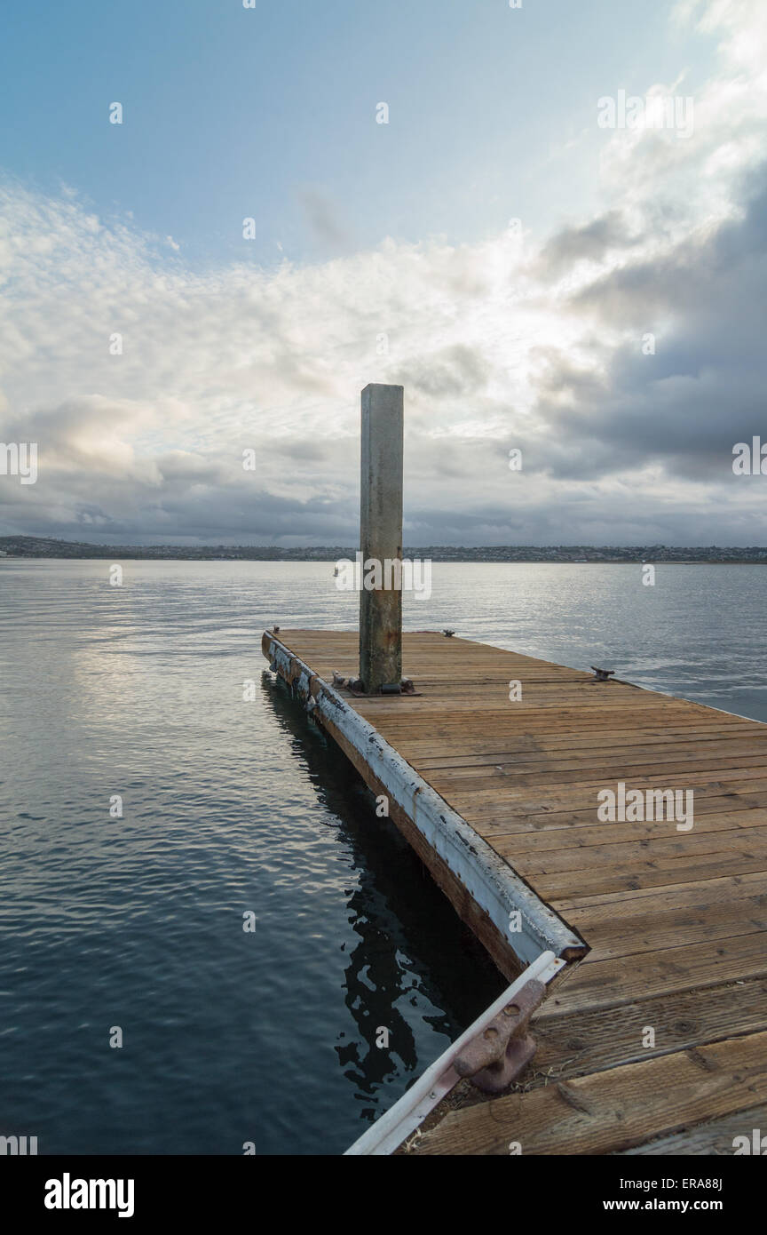 Empty dock hi-res stock photography and images - Alamy