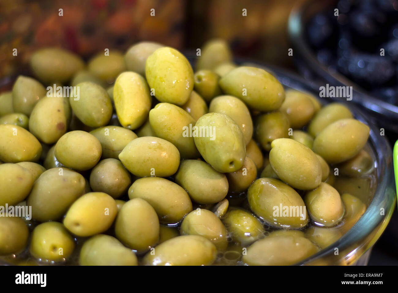 Iranian olives in a market Stock Photo - Alamy