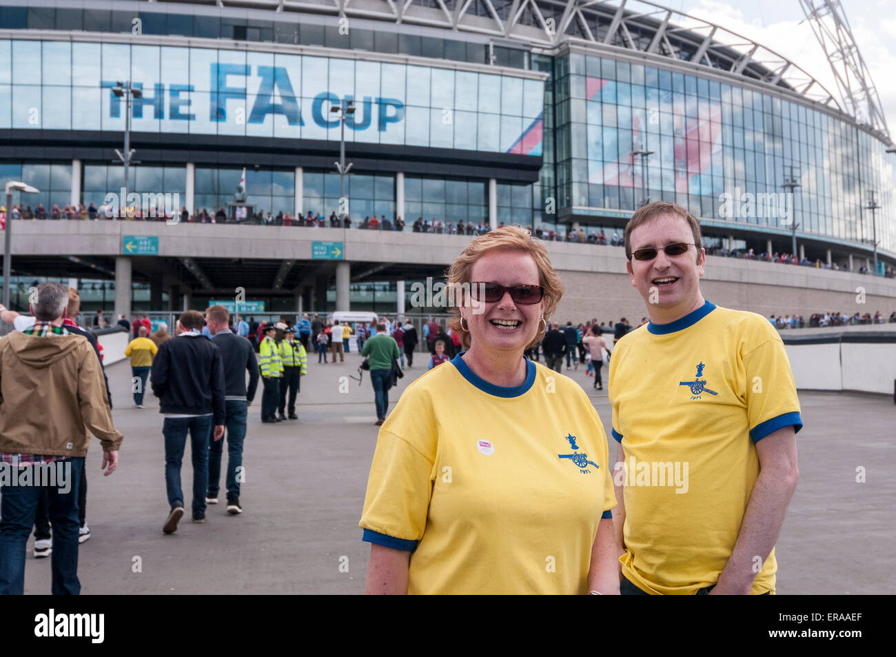 London, UK. 30 May 2015. Arsenal supporters arriving, as fans gather at ...