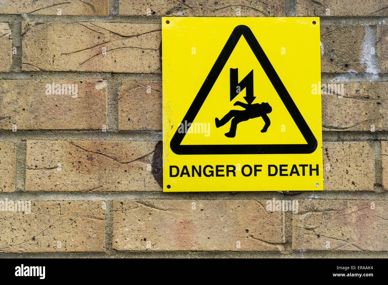 'danger of Death' warning sign for electricity on a wall concept Stock ...