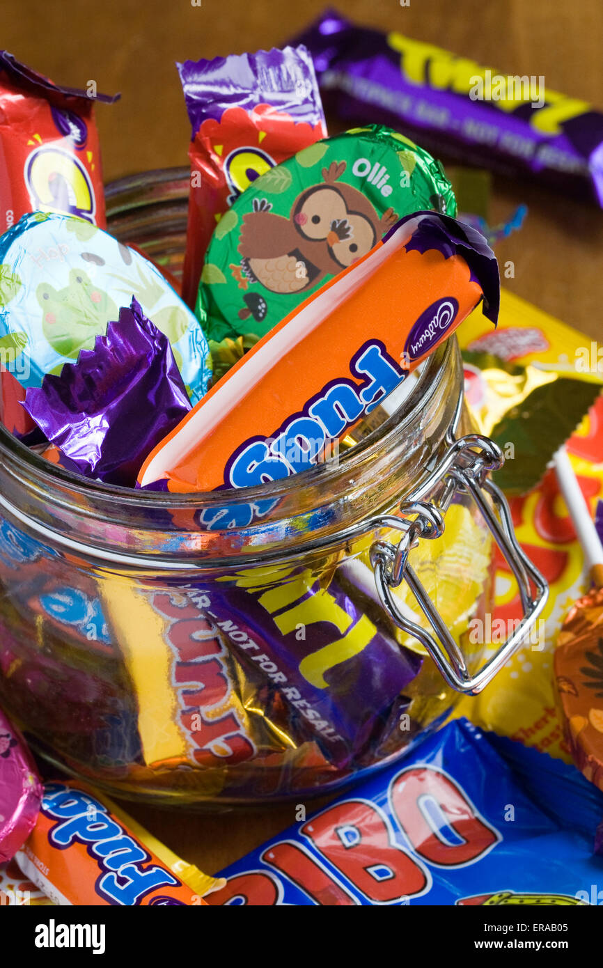 Candy in a jar hi-res stock photography and images - Alamy