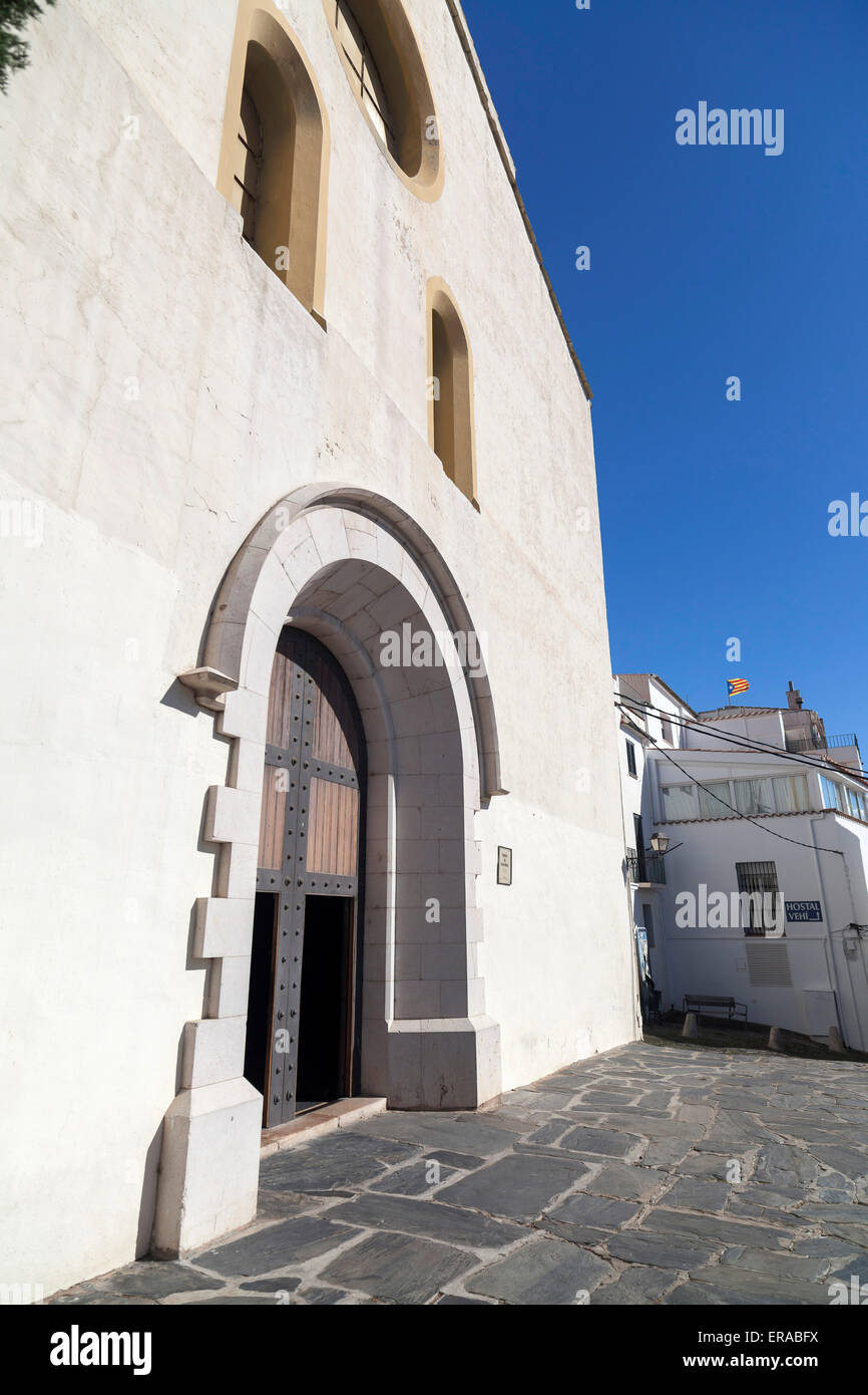 Santa maria church cadaques hi-res stock photography and images - Alamy