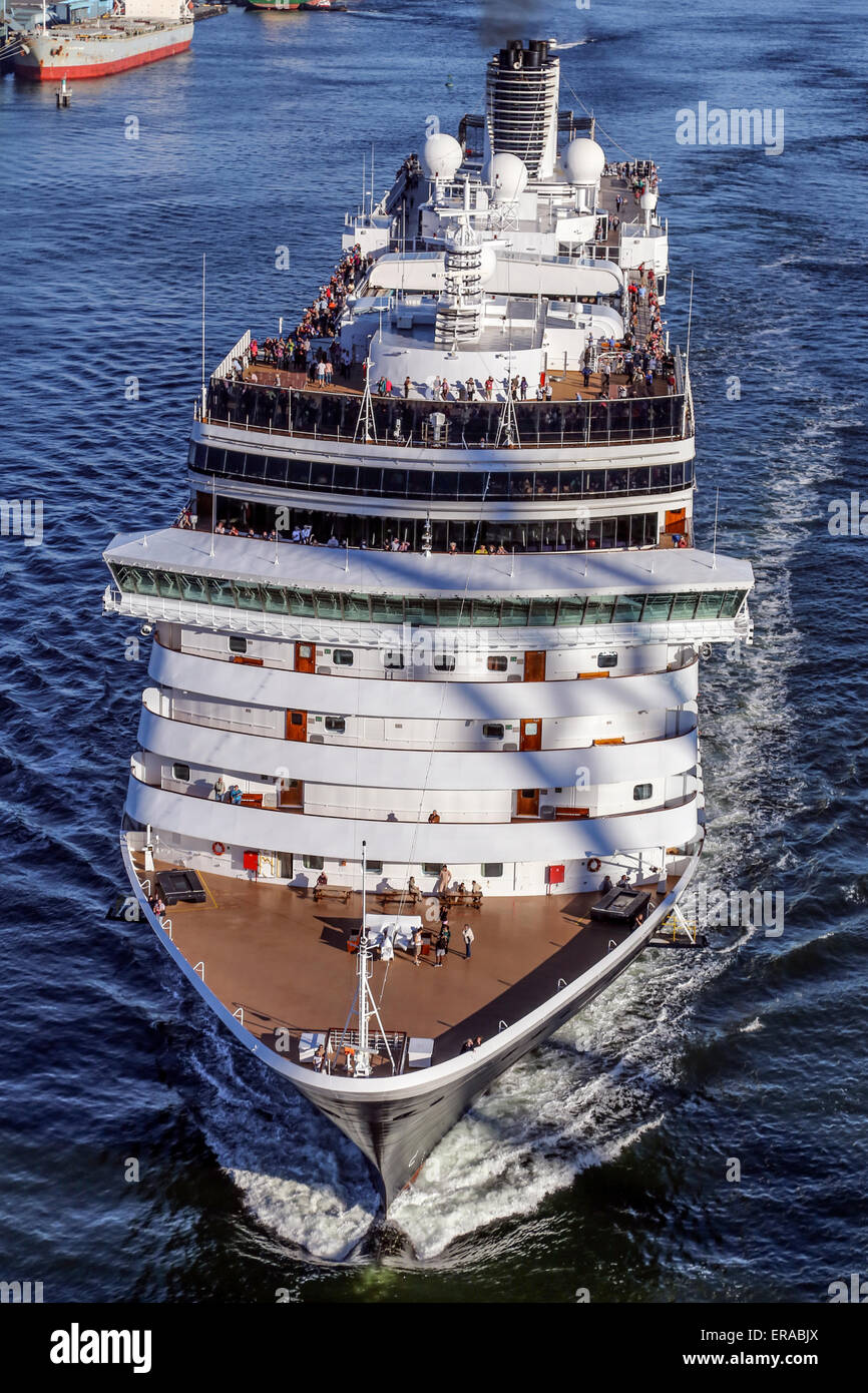 Areal view of a cruise ship Stock Photo - Alamy