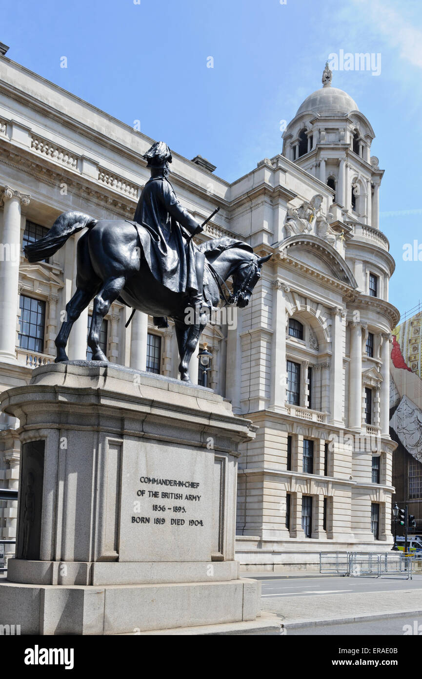 Duke of cambridge statue whitehall hi-res stock photography and images ...