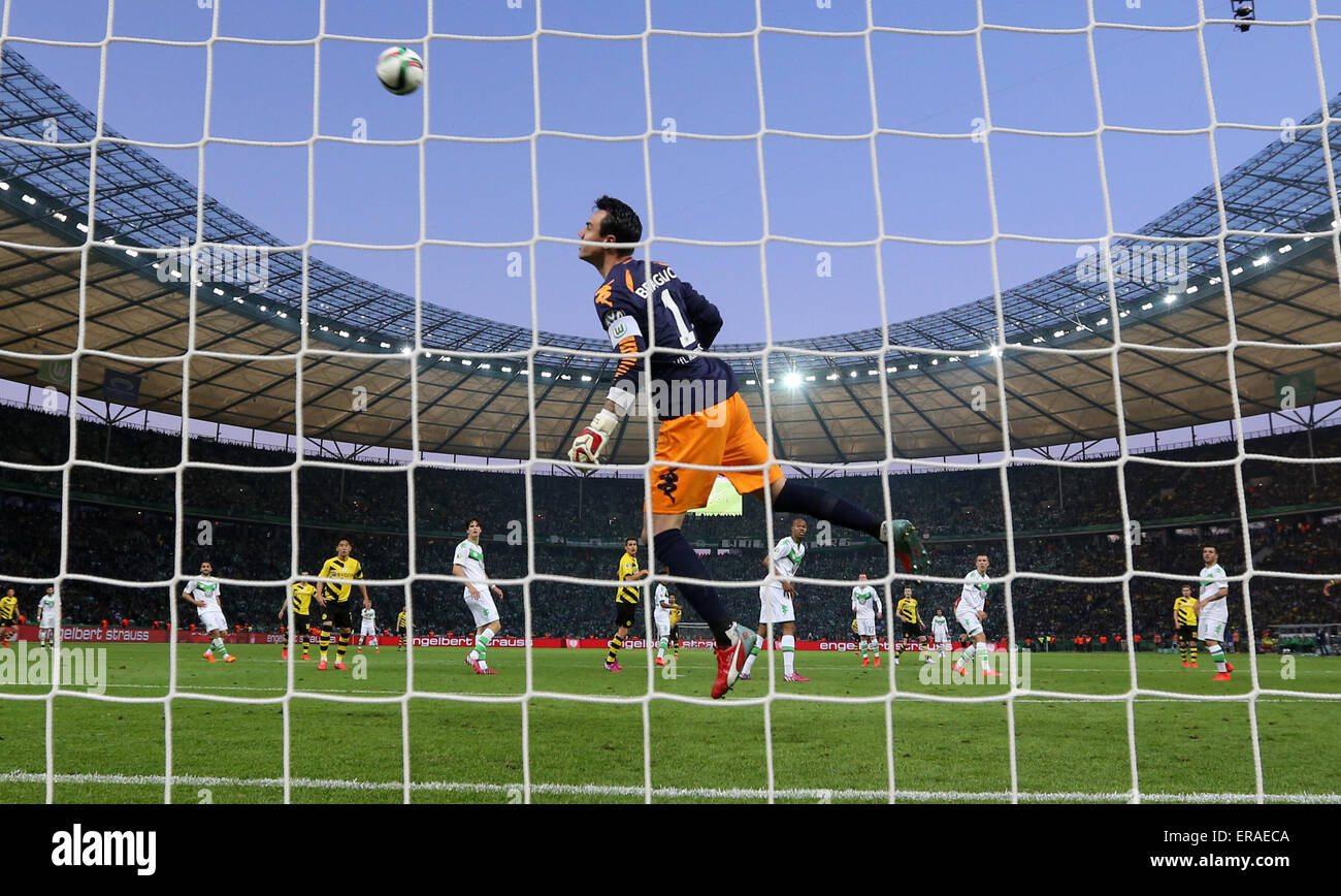 Berlin, Germany. 30th May, 2015. Wolfsburg's goalkeeper Diego Benaglio ...