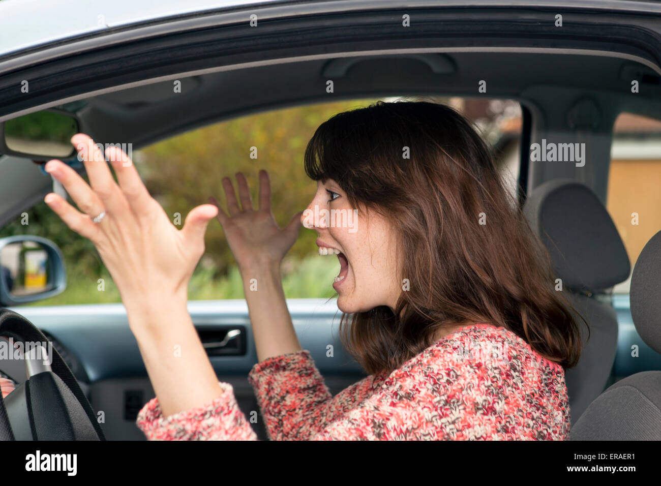 Angry in car hi-res stock photography and images - Alamy