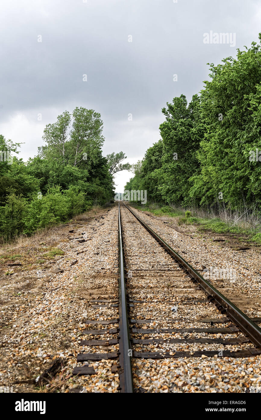 Empty railroad track hi-res stock photography and images - Alamy