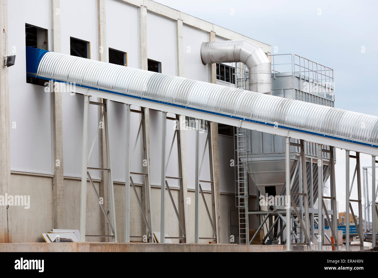 Solid waste recycling plant hi-res stock photography and images - Alamy