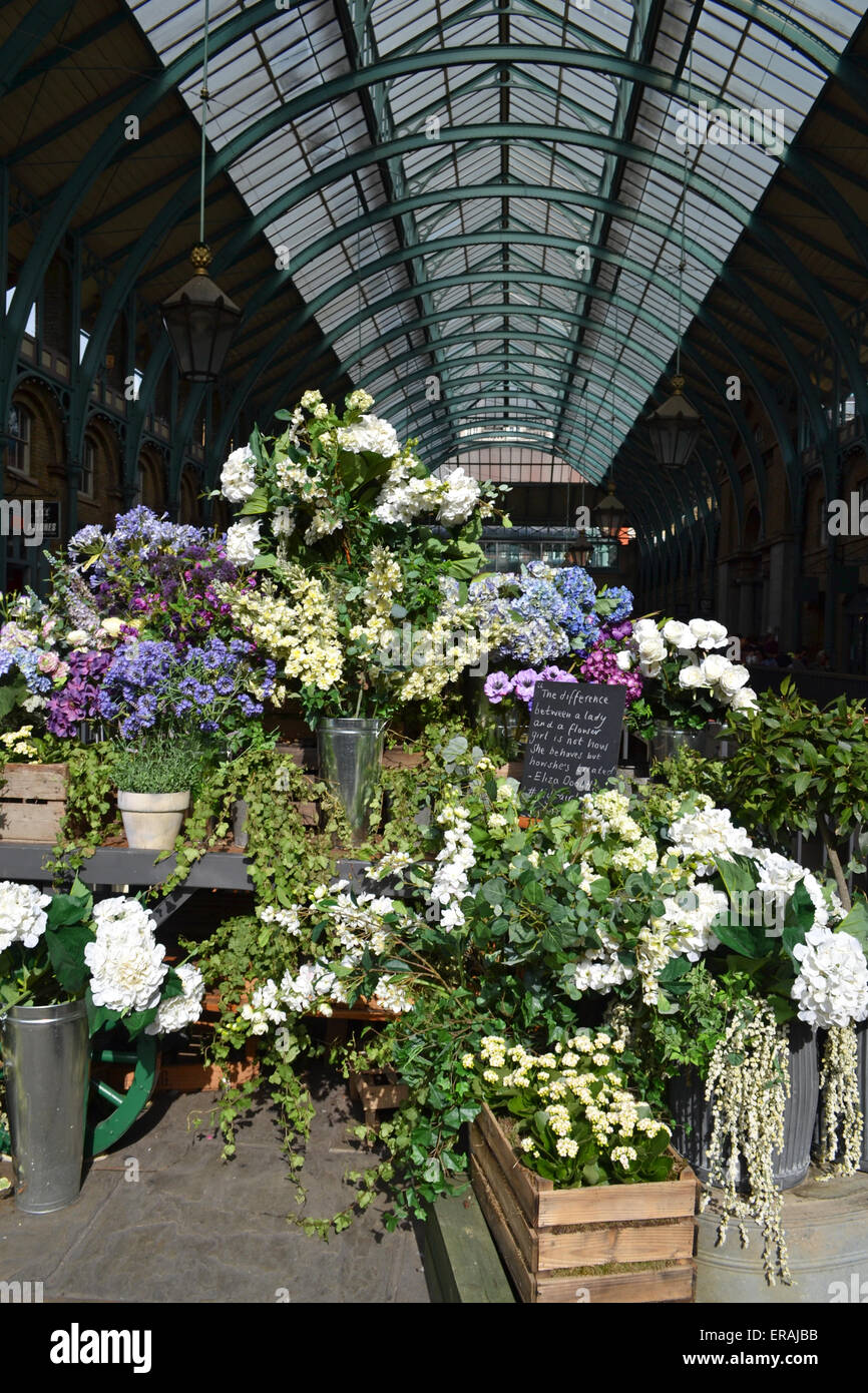 traditional market flower stall at Covent Garden, London Stock Photo ...