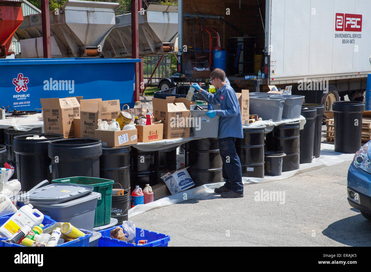 Hazardous waste drop off center hi-res stock photography and images - Alamy