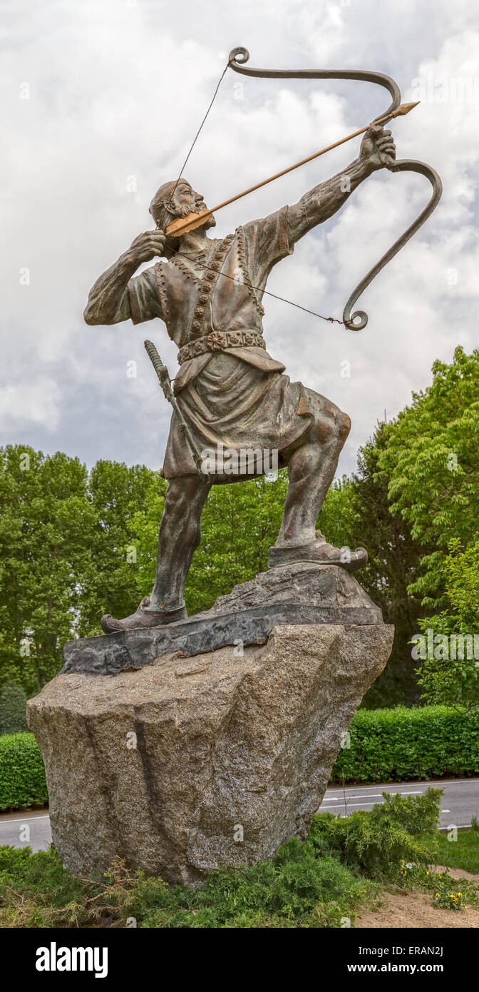 Aresh the Archer whole statue Stock Photo - Alamy