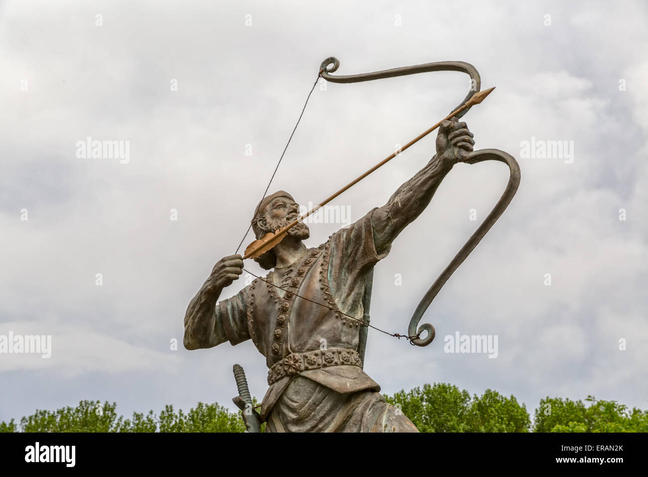 Aresh the Archer tightens arrow Stock Photo - Alamy