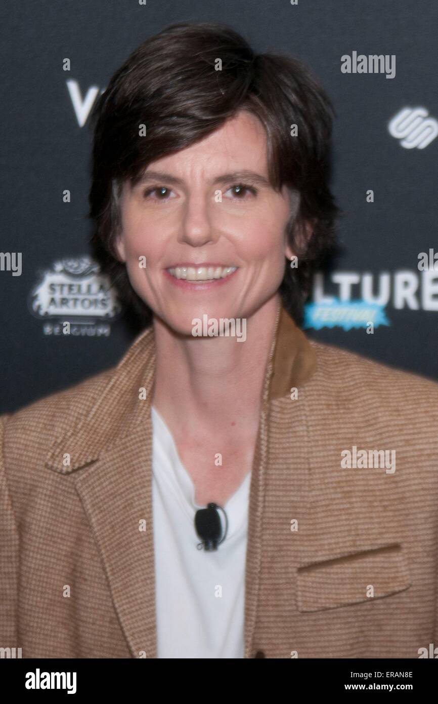 Tig notaro hi-res stock photography and images - Alamy