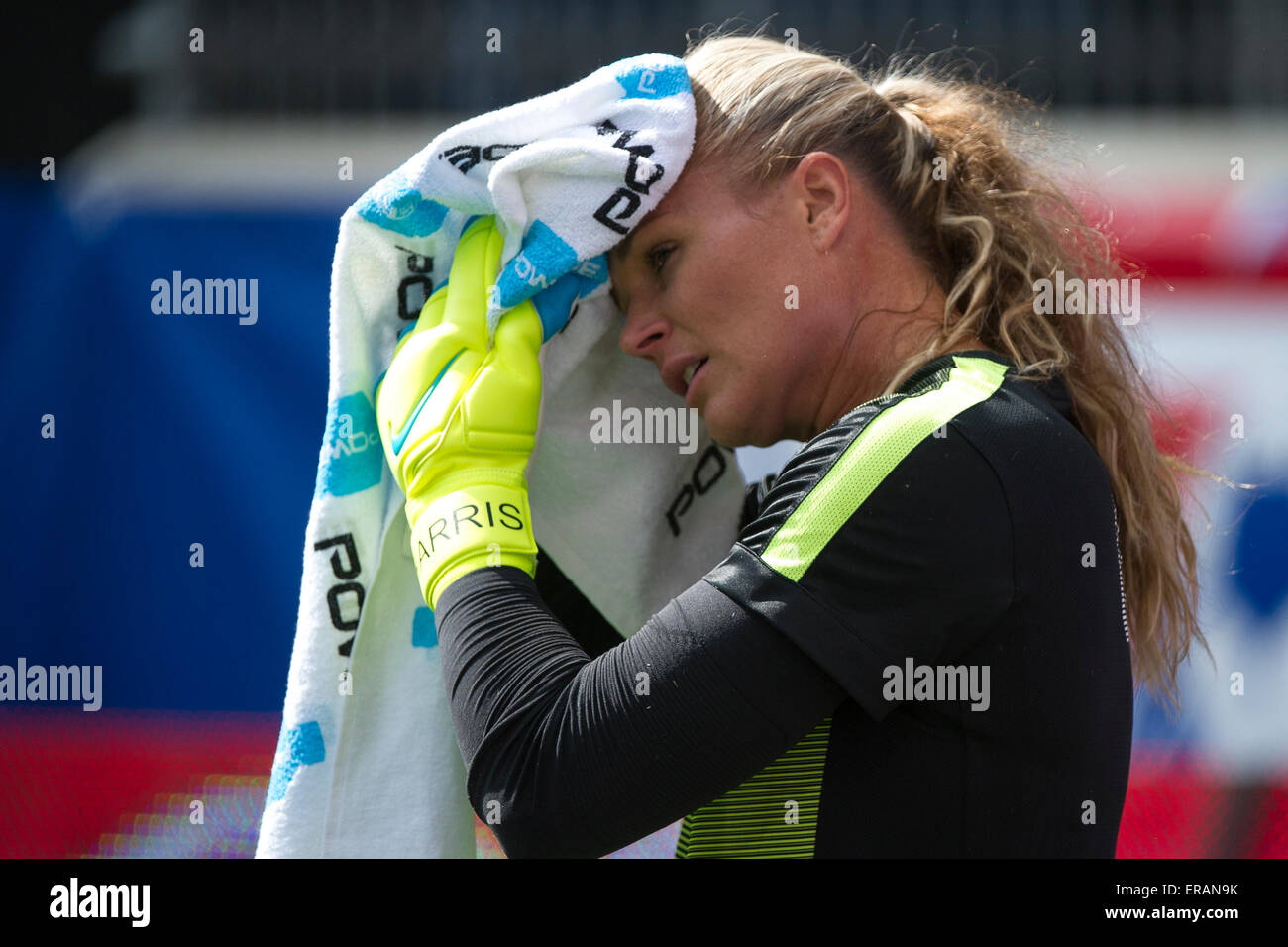 Us womens national team goalkeeper ashlyn harris 18 hi-res stock ...