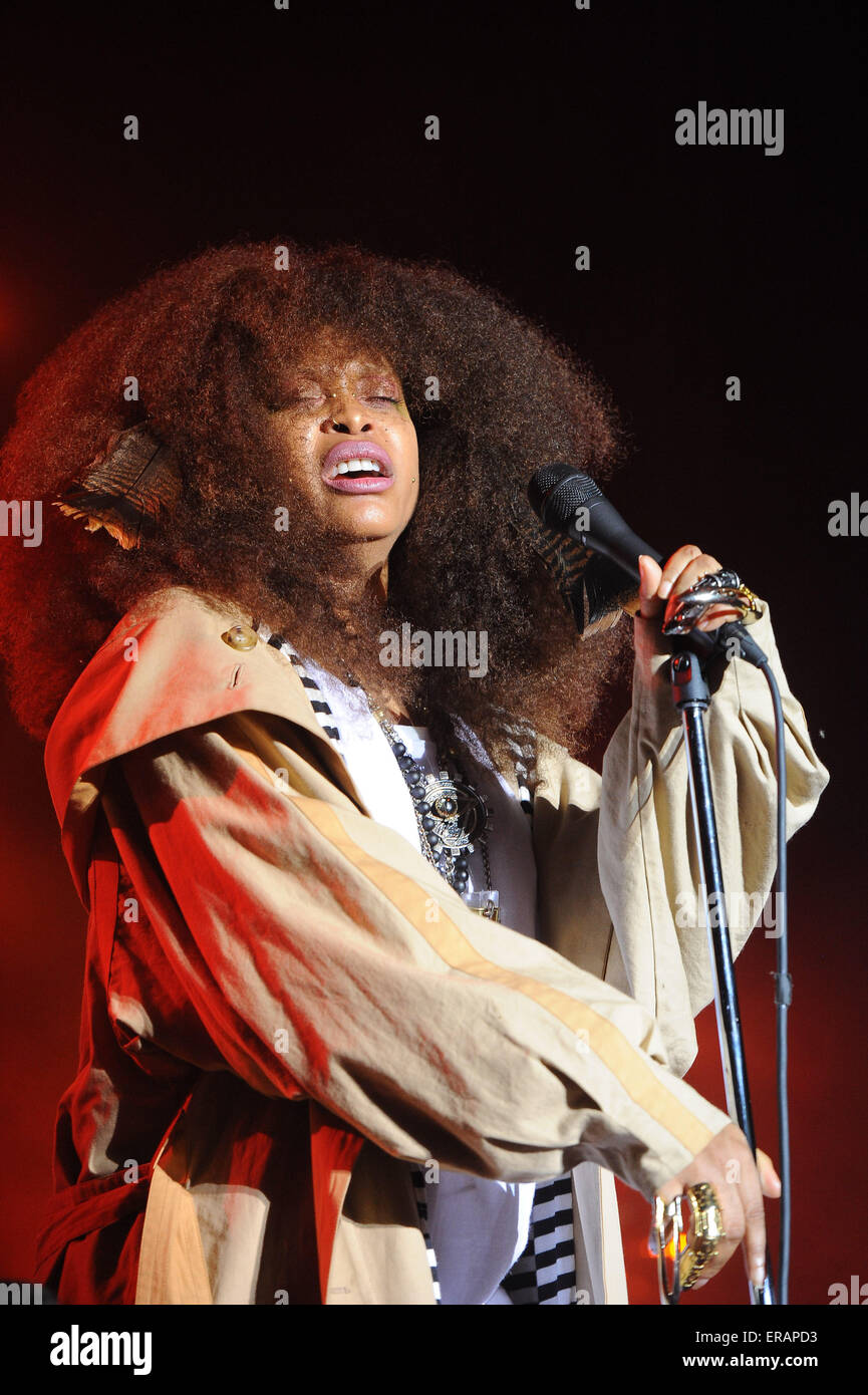 Philadelphia, Pennsylvania, USA. 30th May, 2015. Singer-songwriter ...