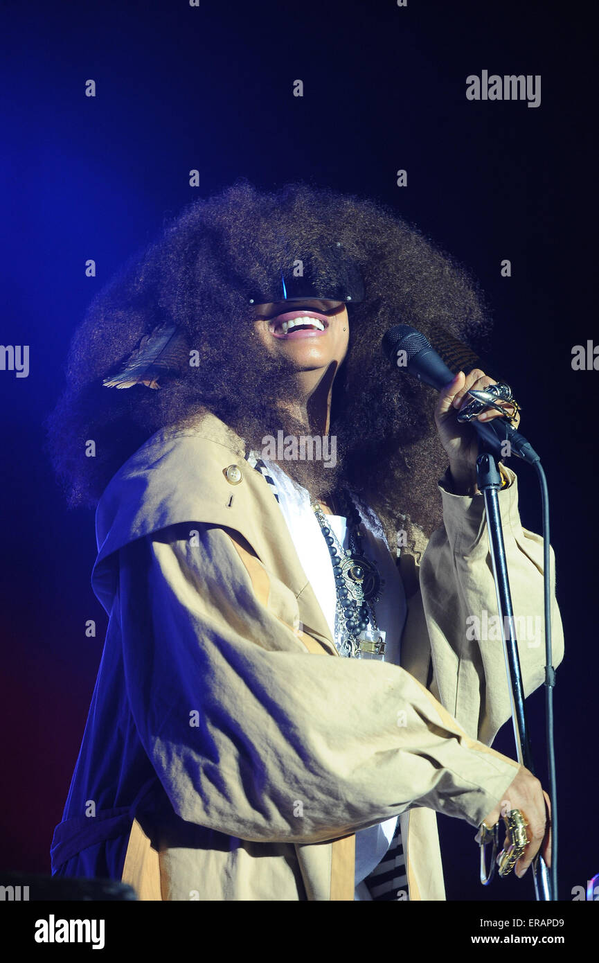 Philadelphia, Pennsylvania, USA. 30th May, 2015. Singer-songwriter ...