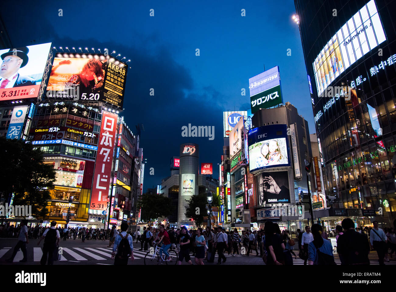 Shibuya crossing sign hi-res stock photography and images - Alamy