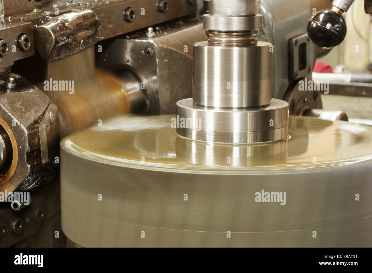 Cylindrical robot hi-res stock photography and images - Alamy