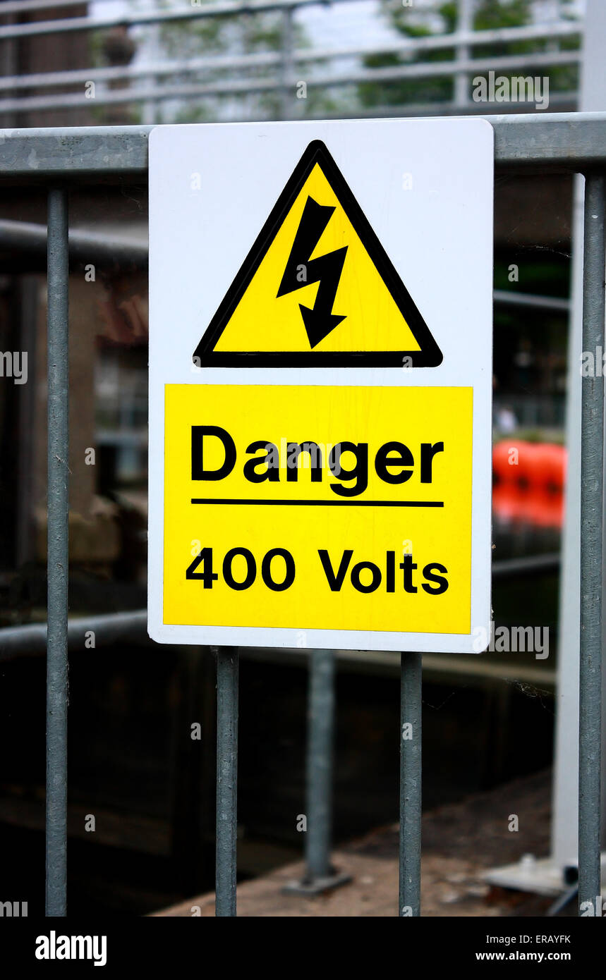 400 volt sign hi-res stock photography and images - Alamy