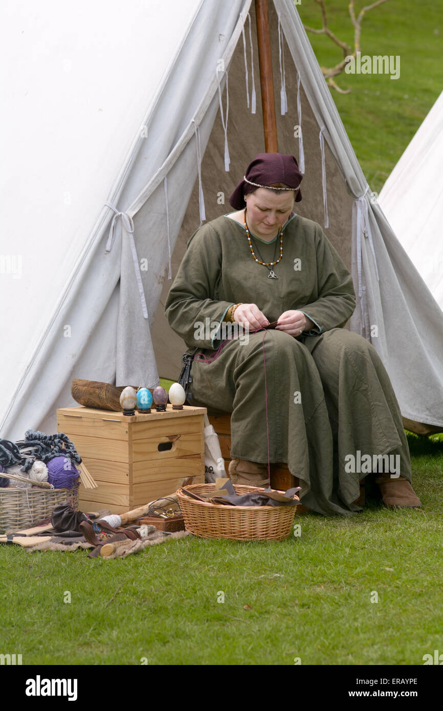 Viking village life hi-res stock photography and images - Alamy