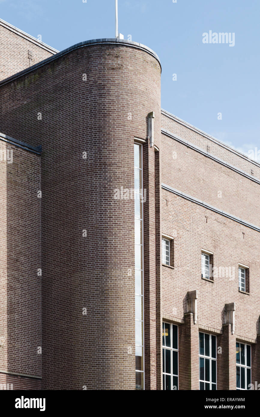 Art deco building liverpool hi-res stock photography and images - Alamy