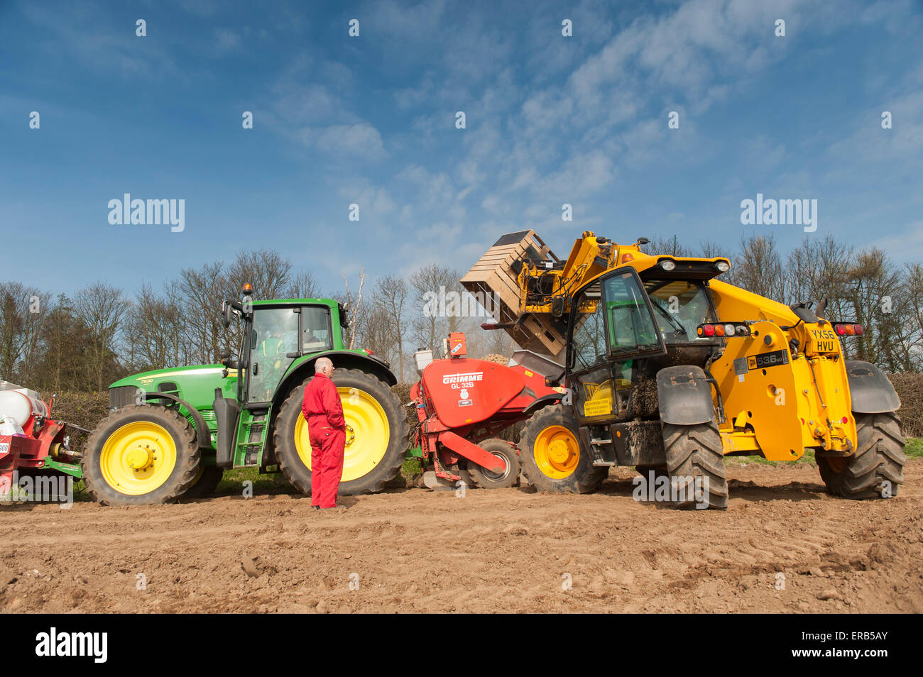 Jcb telescopic handler hi-res stock photography and images - Alamy
