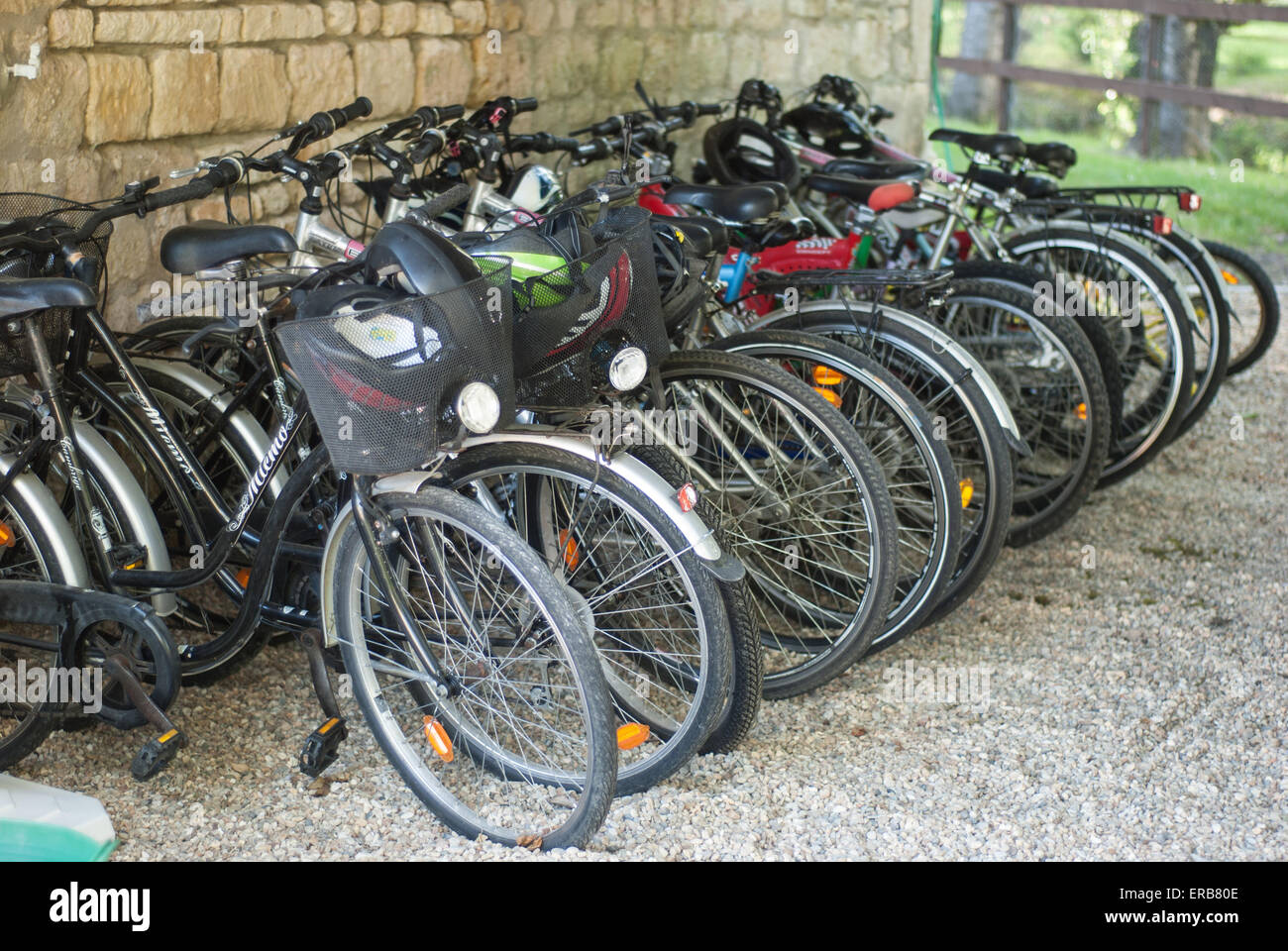 Row of bikes hi-res stock photography and images - Alamy