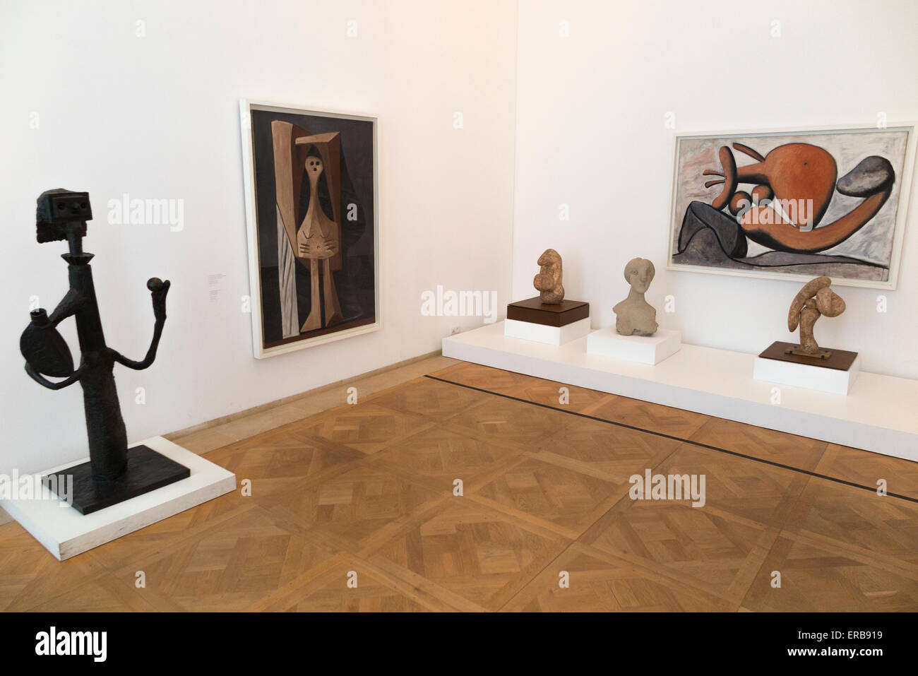 Inside / interior / indoor / indoors Musée National Picasso Paris ...