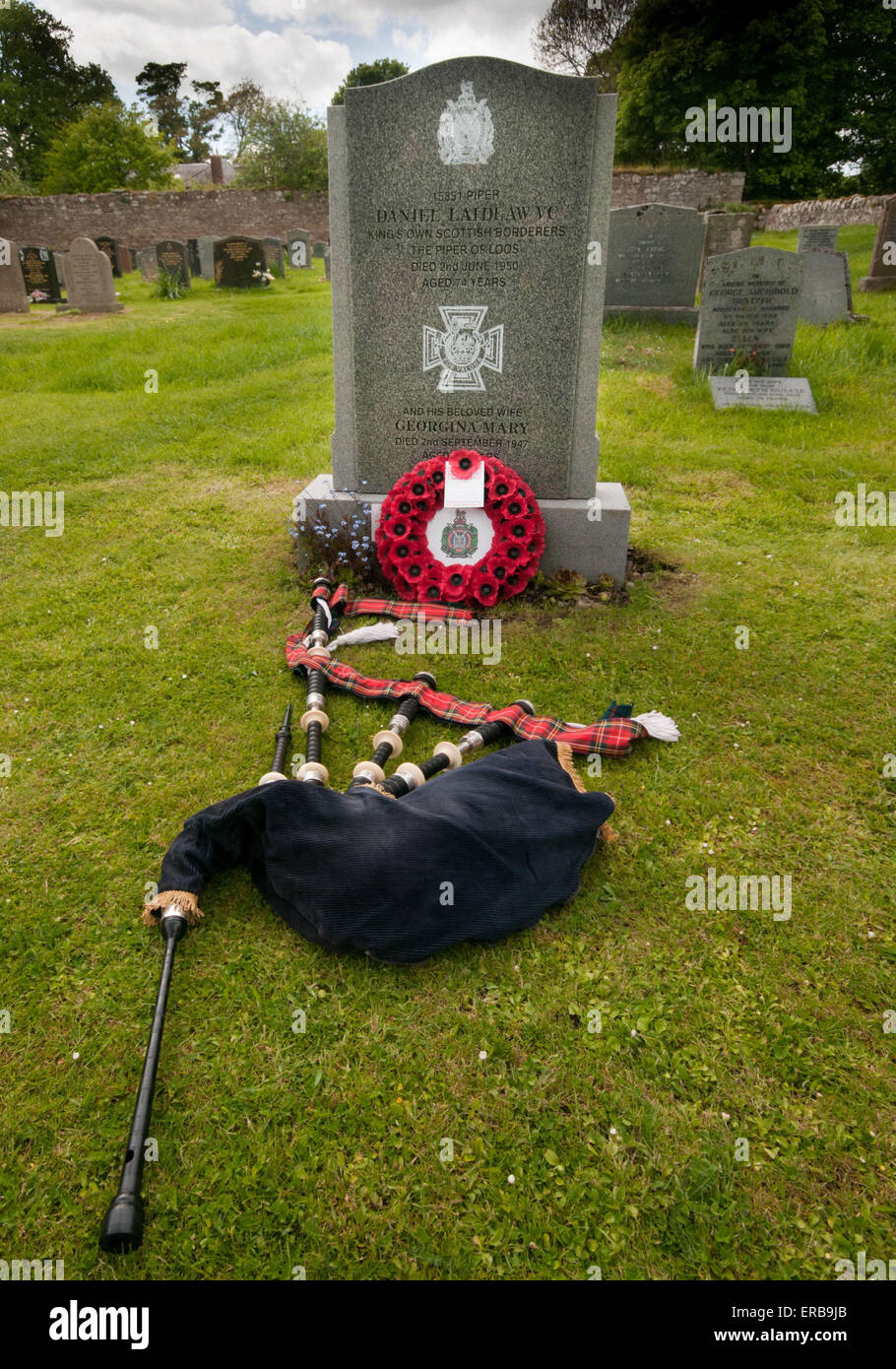 The grave of Piper Daniel Laidlaw VC who was awarded his medal for his ...
