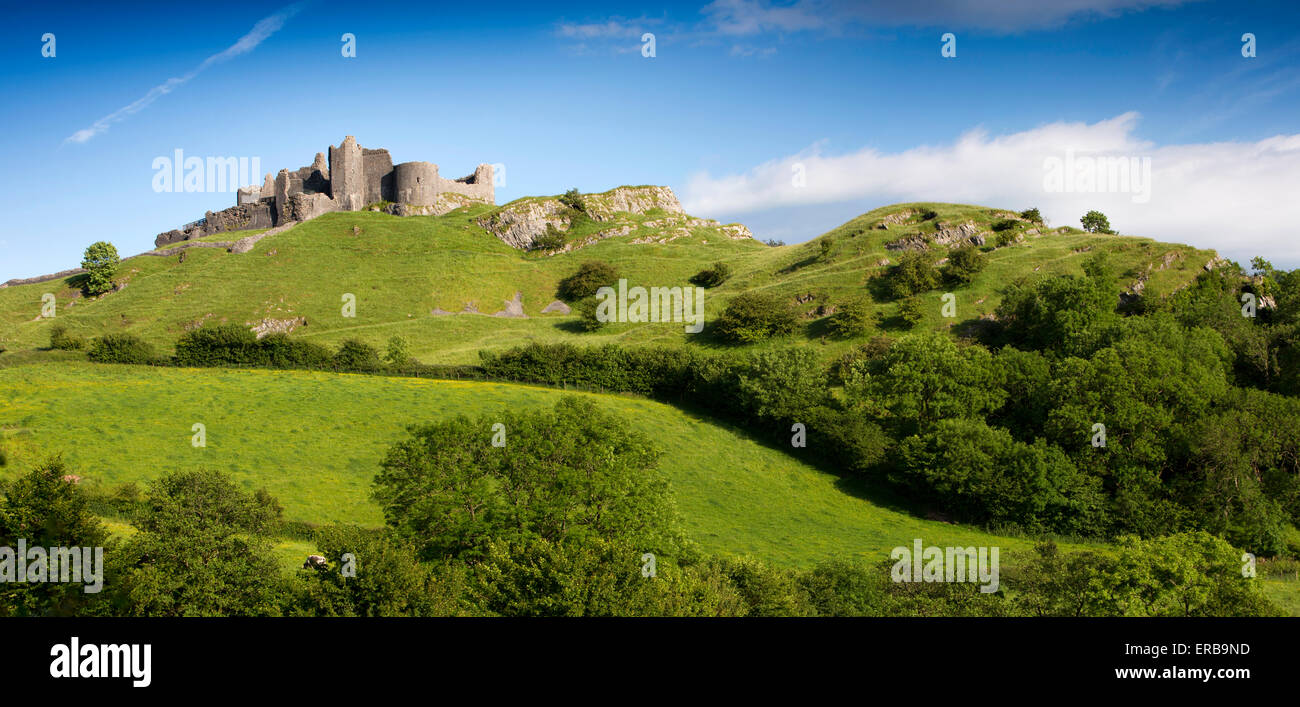 Wales, Carmarthenshire, Trapp, Carreg Cennen, privately owned Castle ...