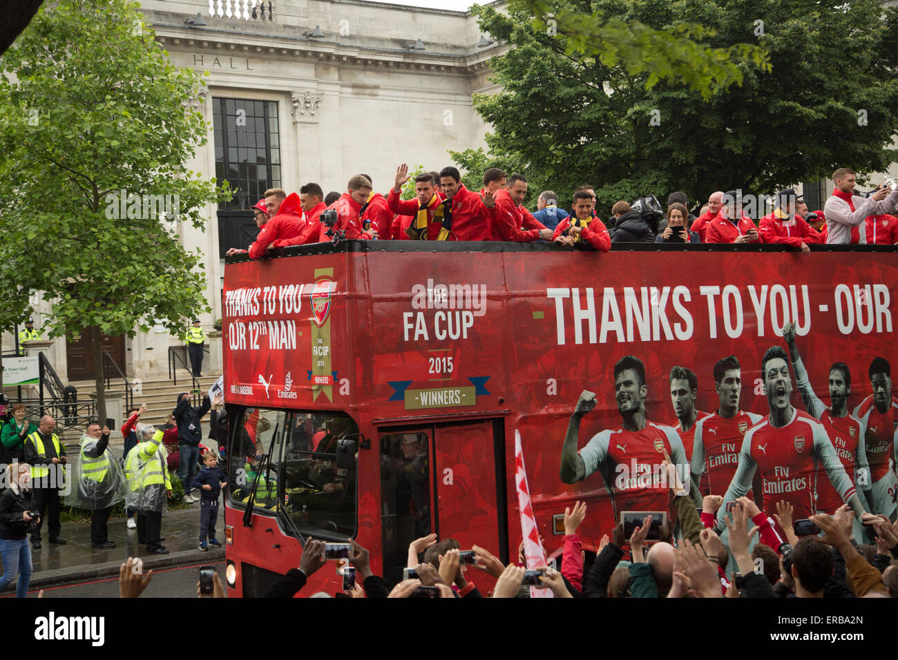 Arsenal celebrate with the cup hi-res stock photography and images - Alamy