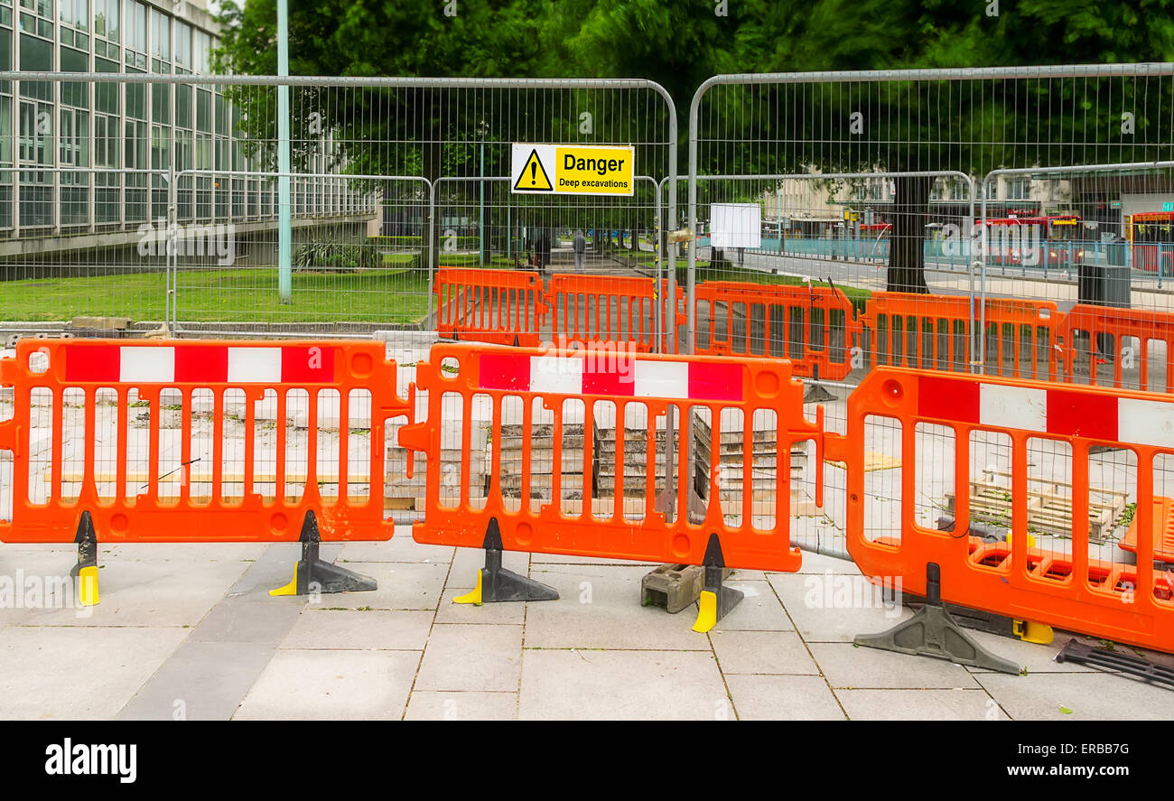 Keep Out Sign,Job,fence,warning,construction,zone,street,repairing ...