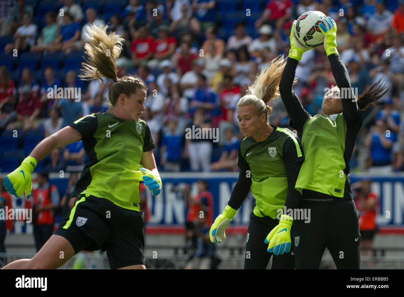May 30, 2015: USA Women's National Team goalkeeper Hope Solo (1), USA ...