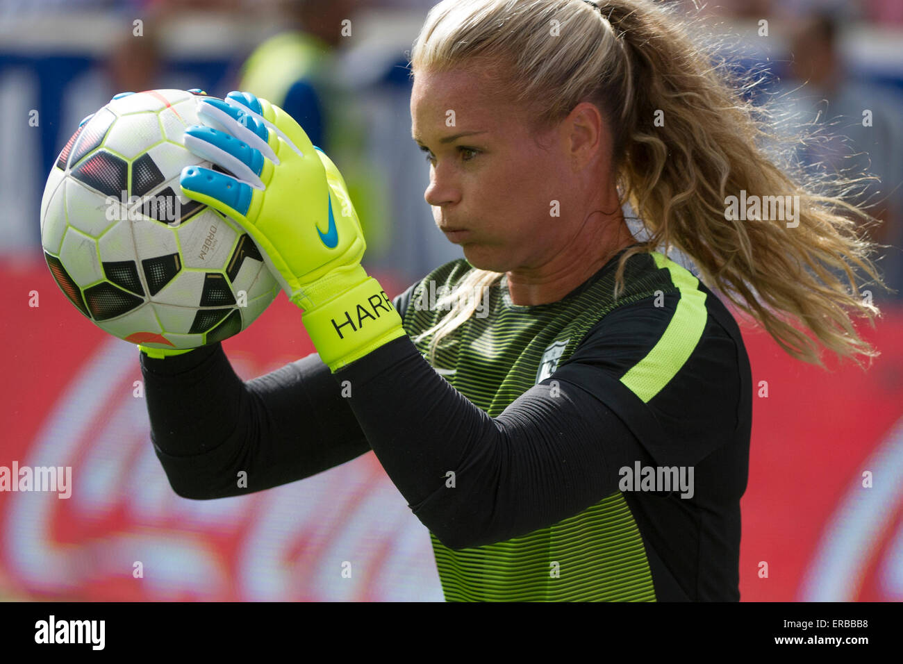 May 30, 2015: USA Women's National Team goalkeeper Ashlyn Harris (18 ...
