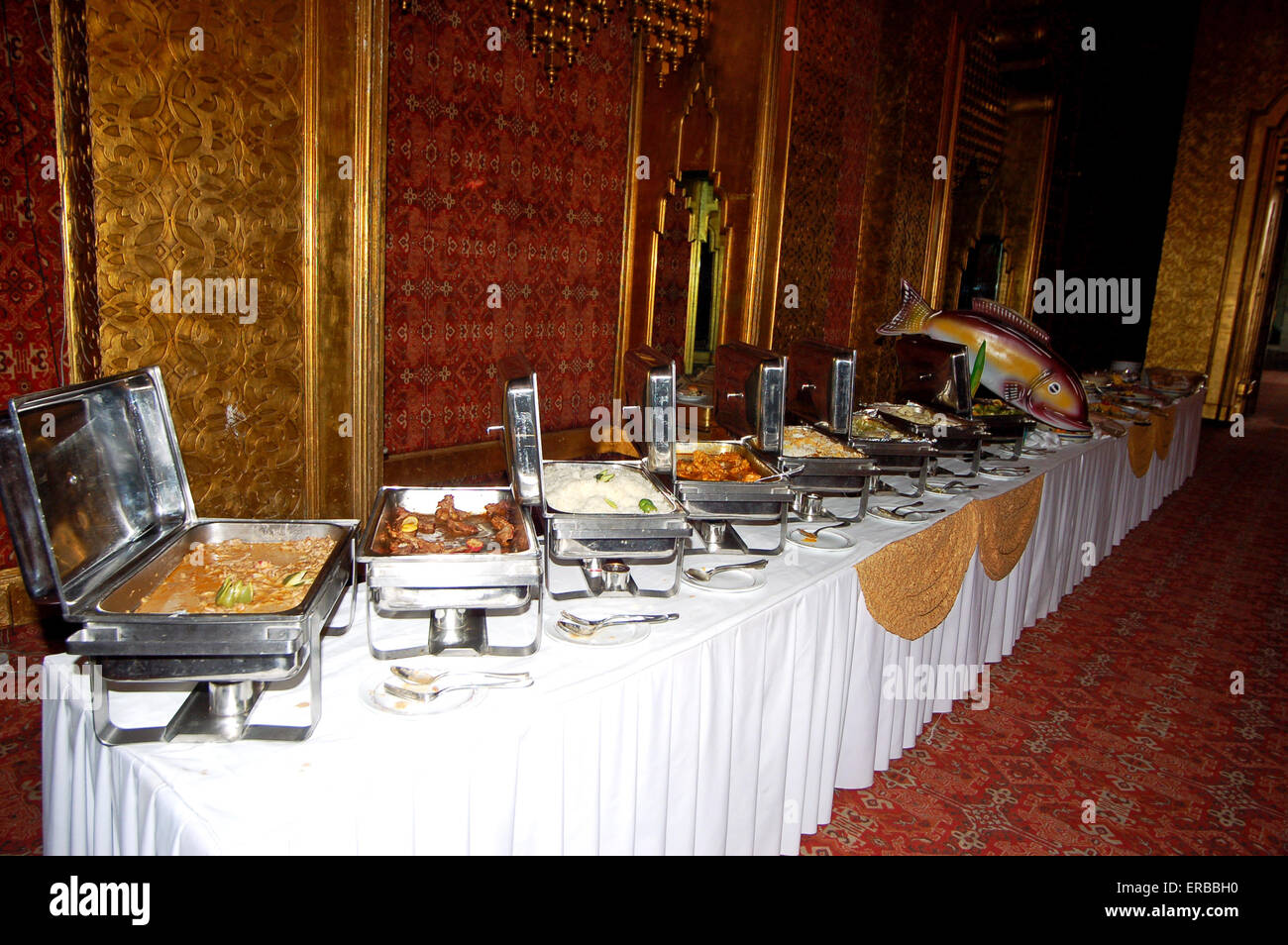 Buffet on a long table with warm food (Egypt traditional table Stock ...