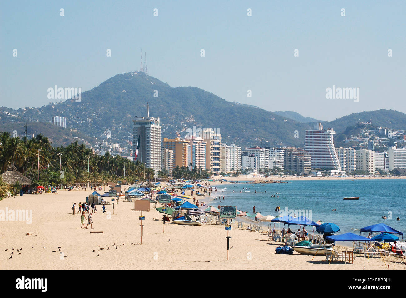 Beach in Acapulco, Mexico Stock Photo - Alamy