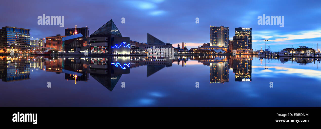 Early morning at Baltimore's Inner Harbor Stock Photo - Alamy