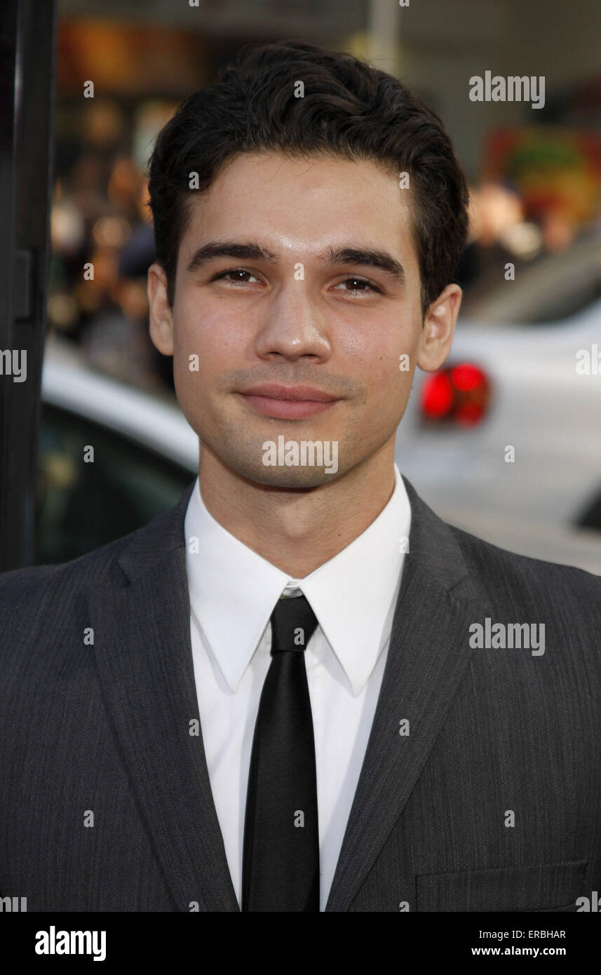 Steven strait hi-res stock photography and images - Alamy