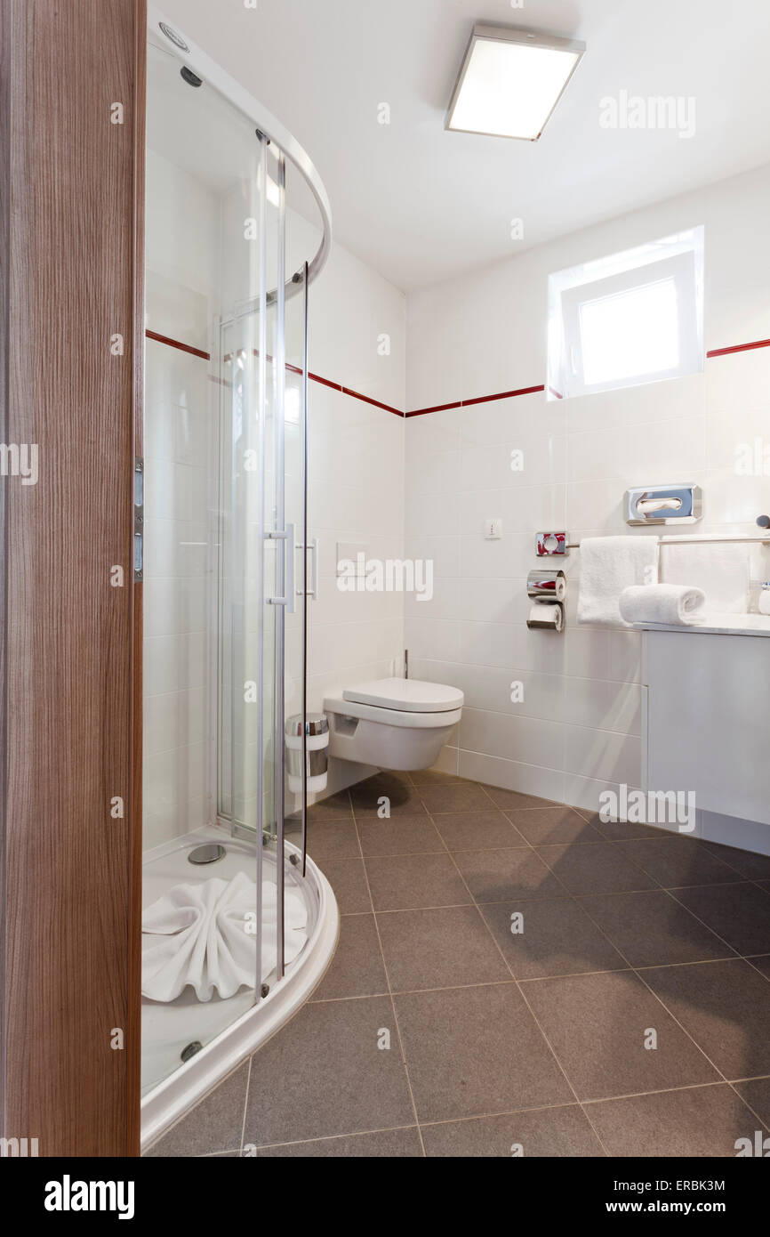 Shower hi-res stock photography and images - Alamy