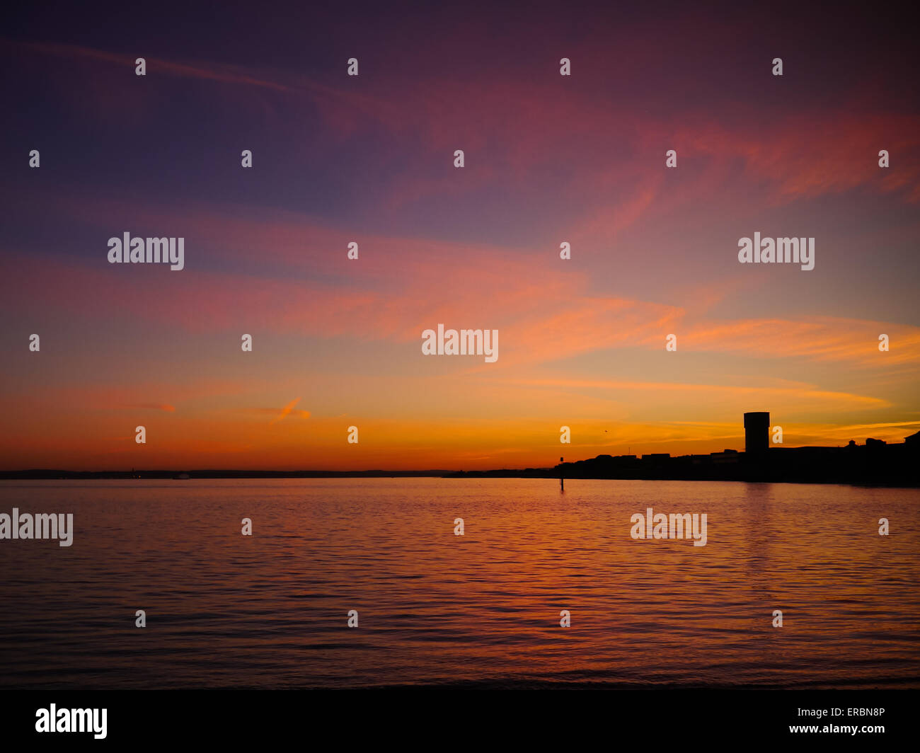 Dusk solent sea hi-res stock photography and images - Alamy