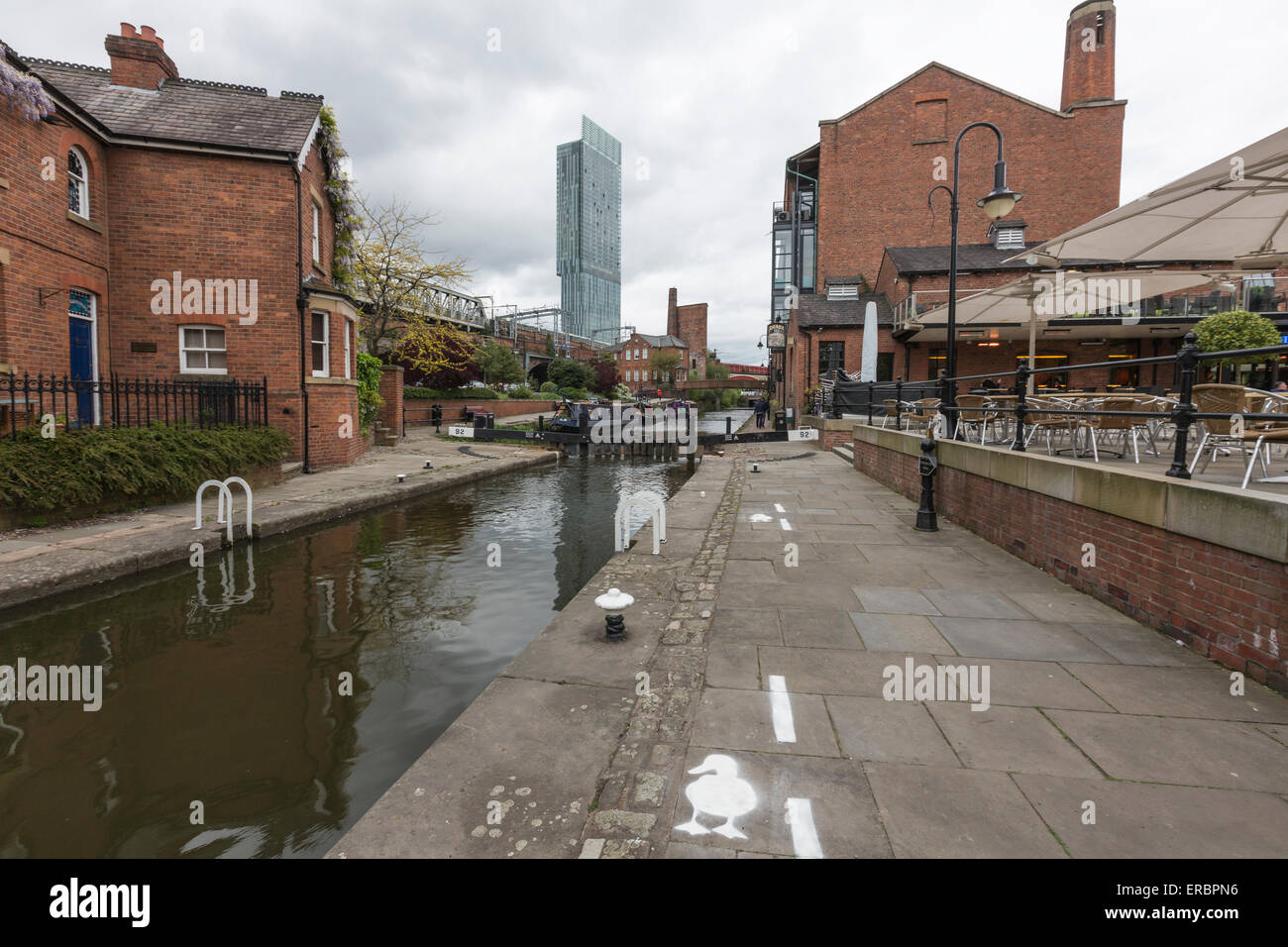 Bridgewater Canal with the Beetham Tower and Dukes 92 pub in ...