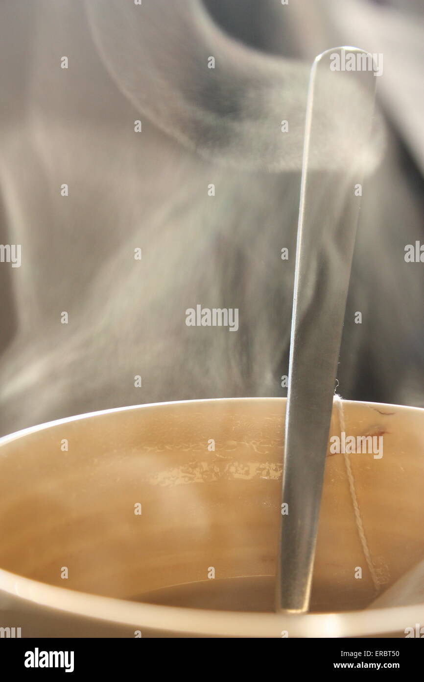 steam rising from a cup of tea Stock Photo - Alamy