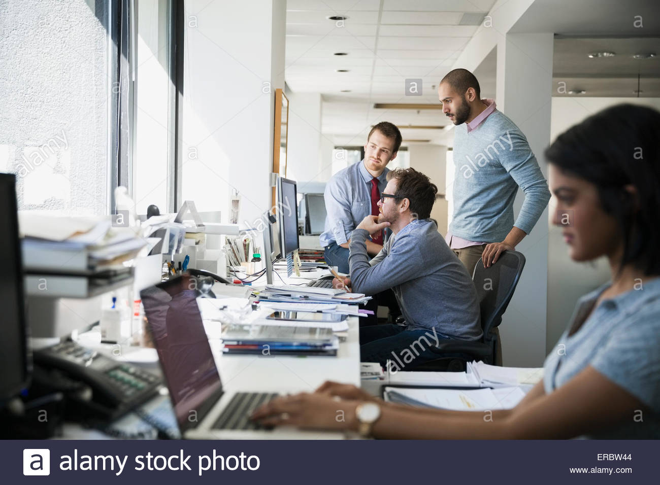 Business people meeting hi-res stock photography and images - Alamy