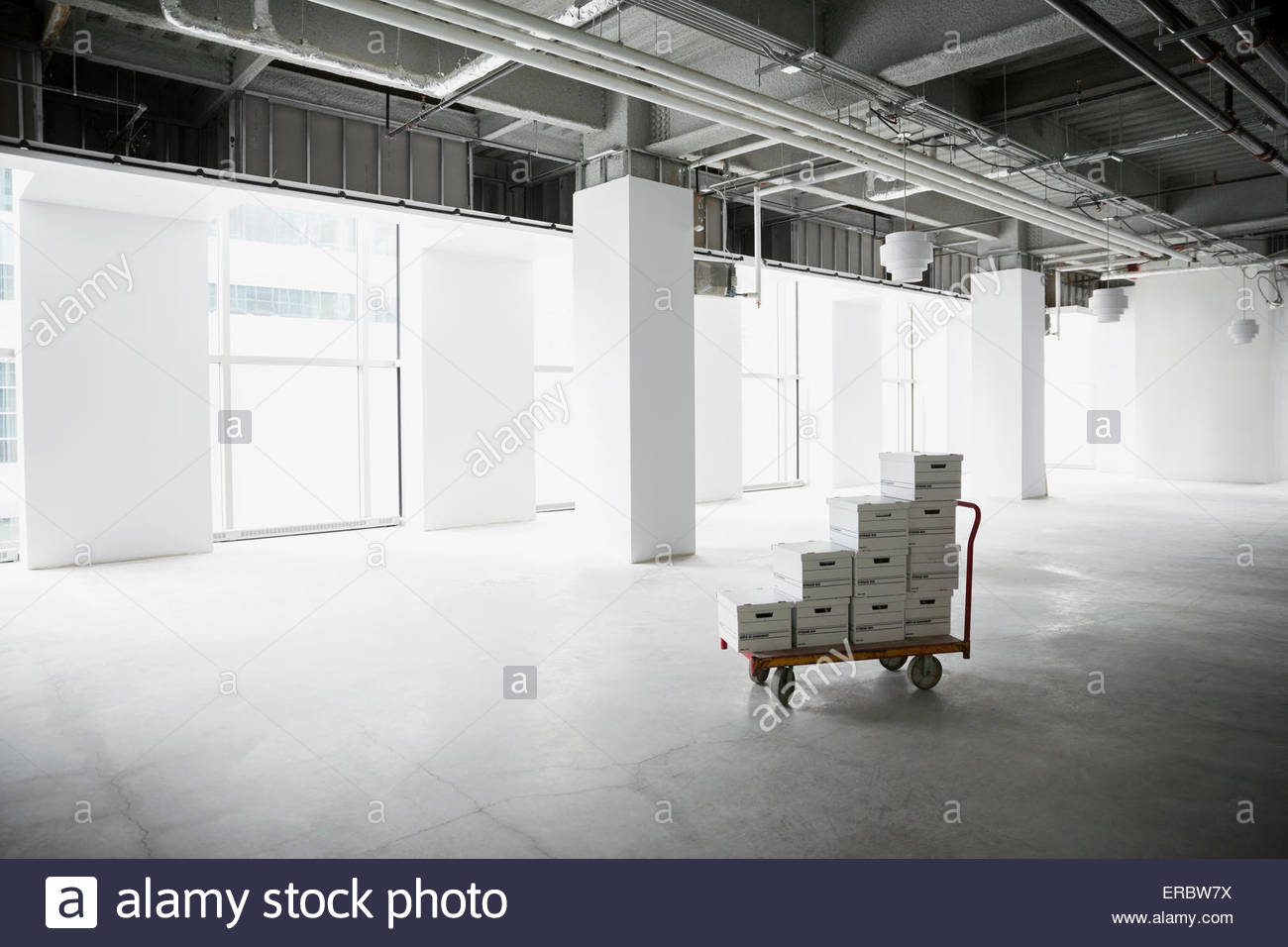 Cart boxes hi-res stock photography and images - Alamy