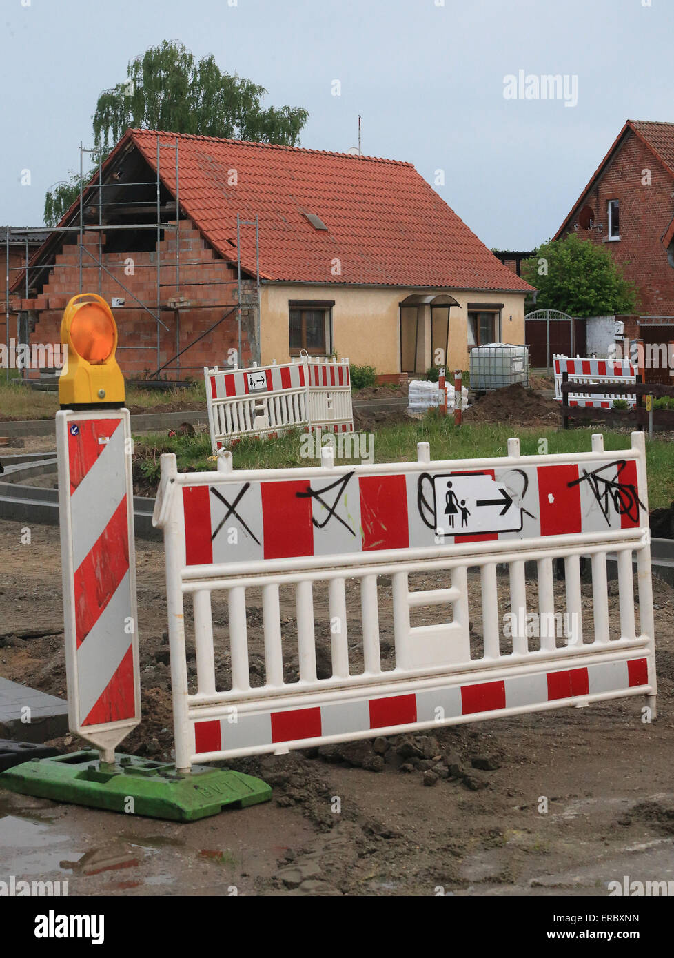 Fischbeck, Germany. 28th May, 2015. Reconstruction works in Kabelitzer ...