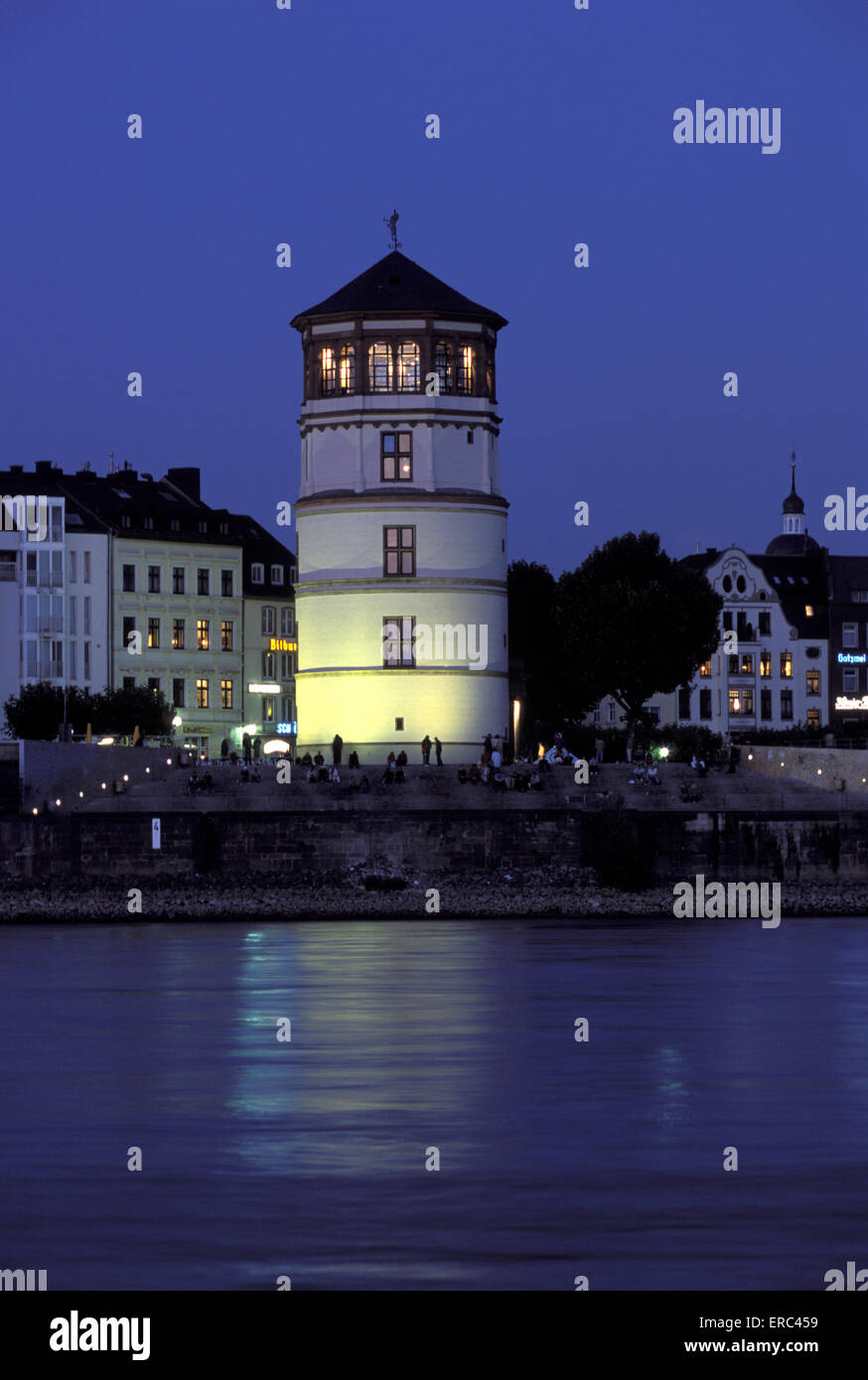 DEU, Germany, Duesseldorf, view across the river Rhine to the ...