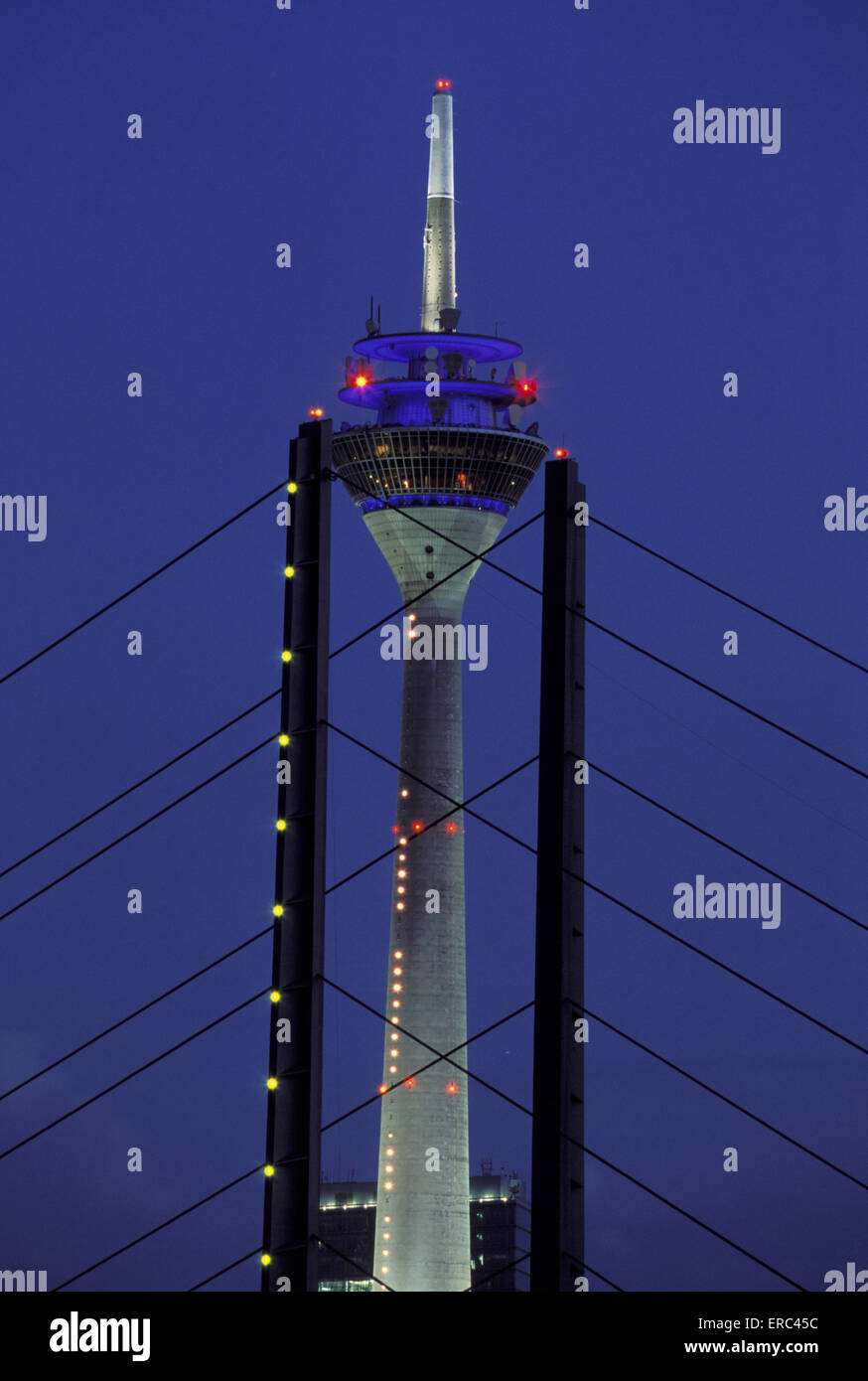 DEU, Germany, Duesseldorf, the television tower and the piers of the ...