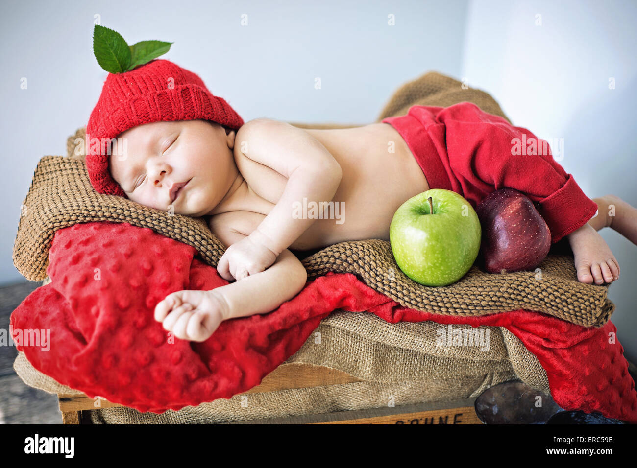 Child sleep box hi-res stock photography and images - Alamy